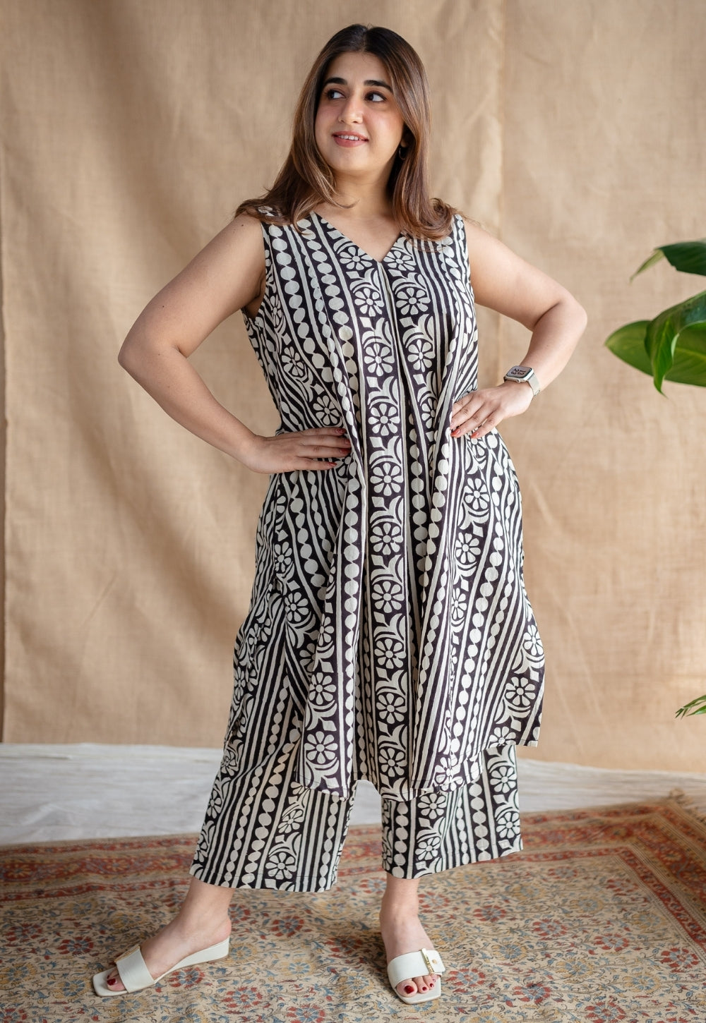 Indian Ethnic Women's Raahi Fakira Mul Co-Ord Set – THE INDIAN ETHNIC CO.