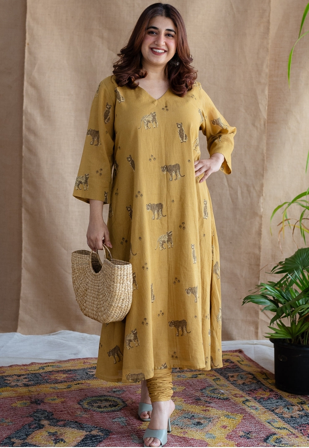 INDIAN ETHNIC WOMEN'S Kanha Bagh MulMul Cotton Kurta – THE INDIAN ...