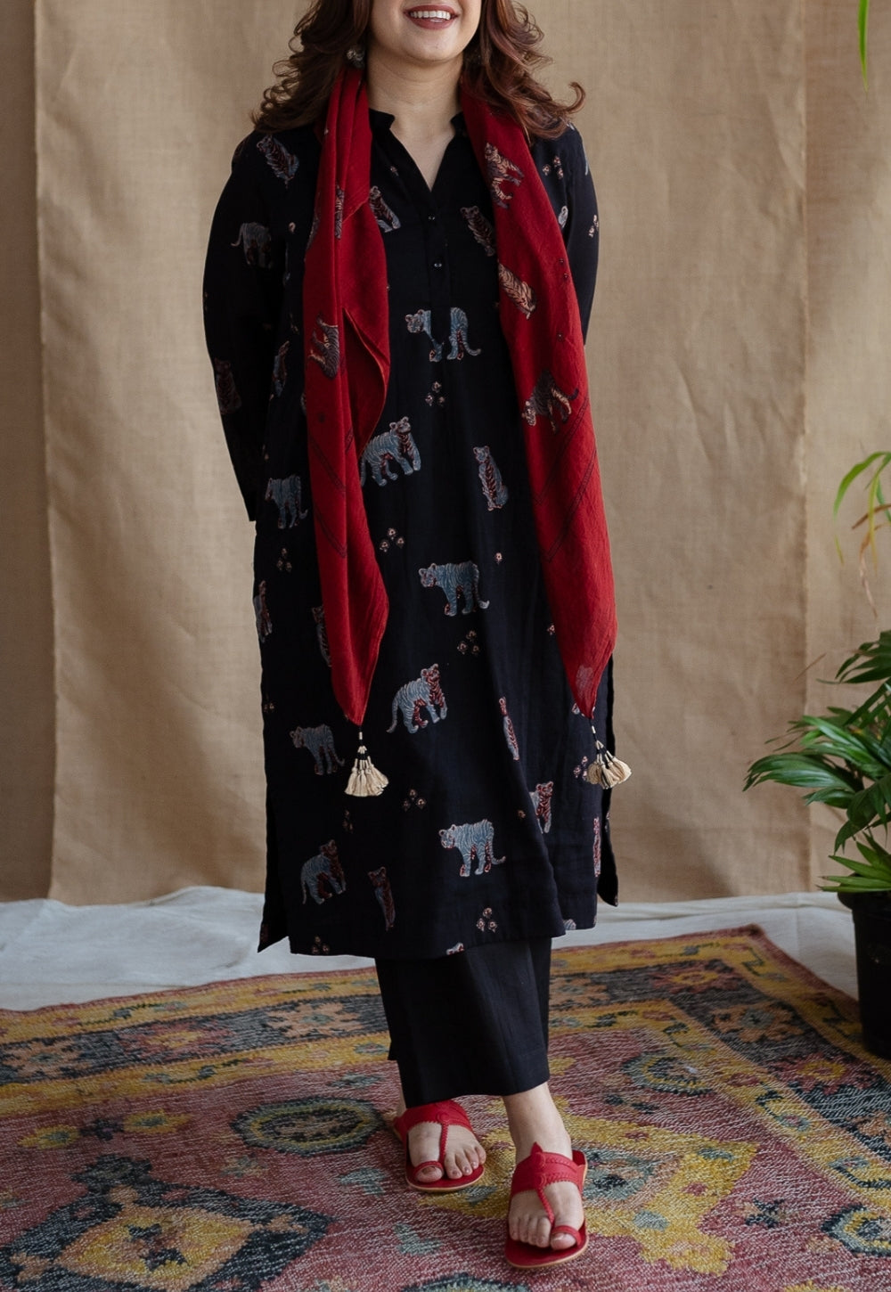 INDIAN ETHNIC WOMEN'S Kanha Bagh MulMul Cotton Kurta – THE INDIAN ...
