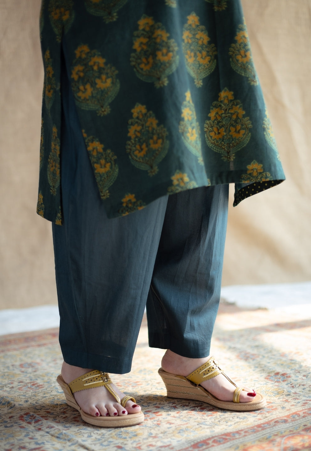 Indian Ethnic Women's Tarin Green Solid Slub Cotton Afghan Pant – THE ...