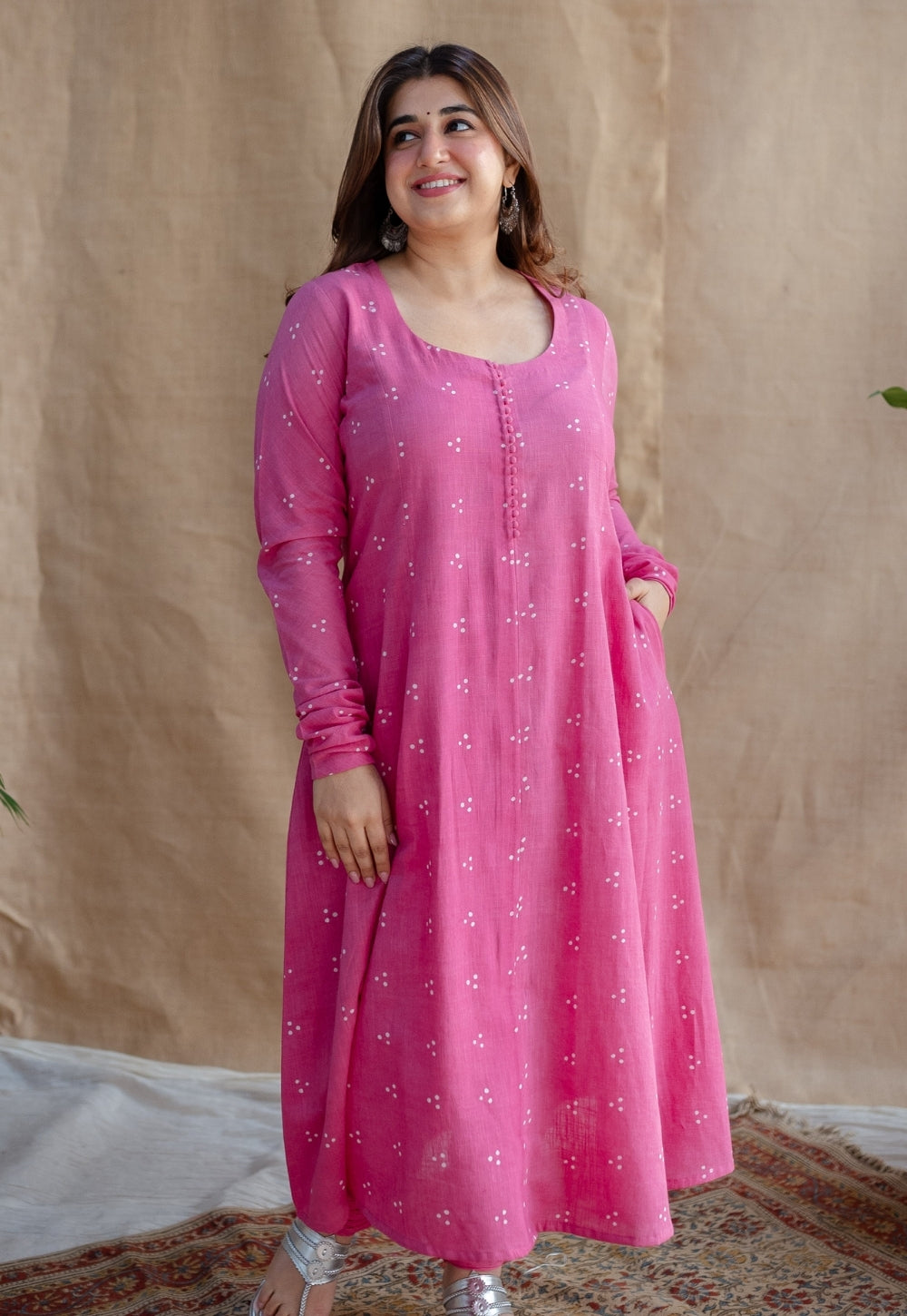 INDIAN ETHNIC WOMEN'S Akrita Dabu Slub Cotton Kali Kurta – THE INDIAN ...