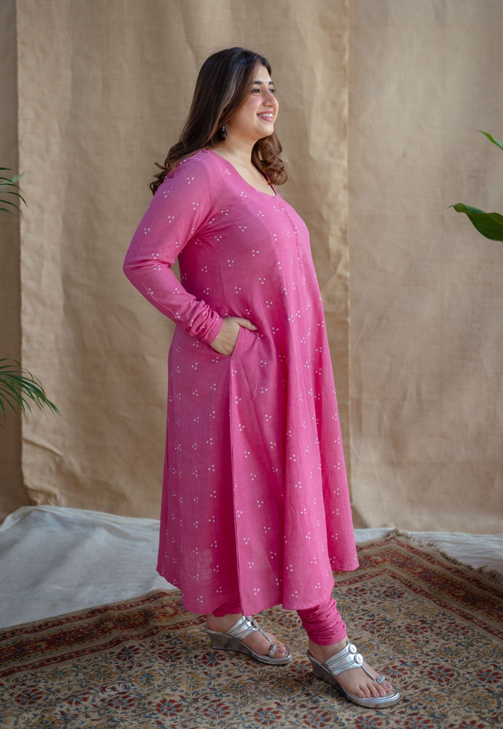 INDIAN ETHNIC WOMEN'S Akrita Dabu Slub Cotton Kali Kurta – THE INDIAN ...
