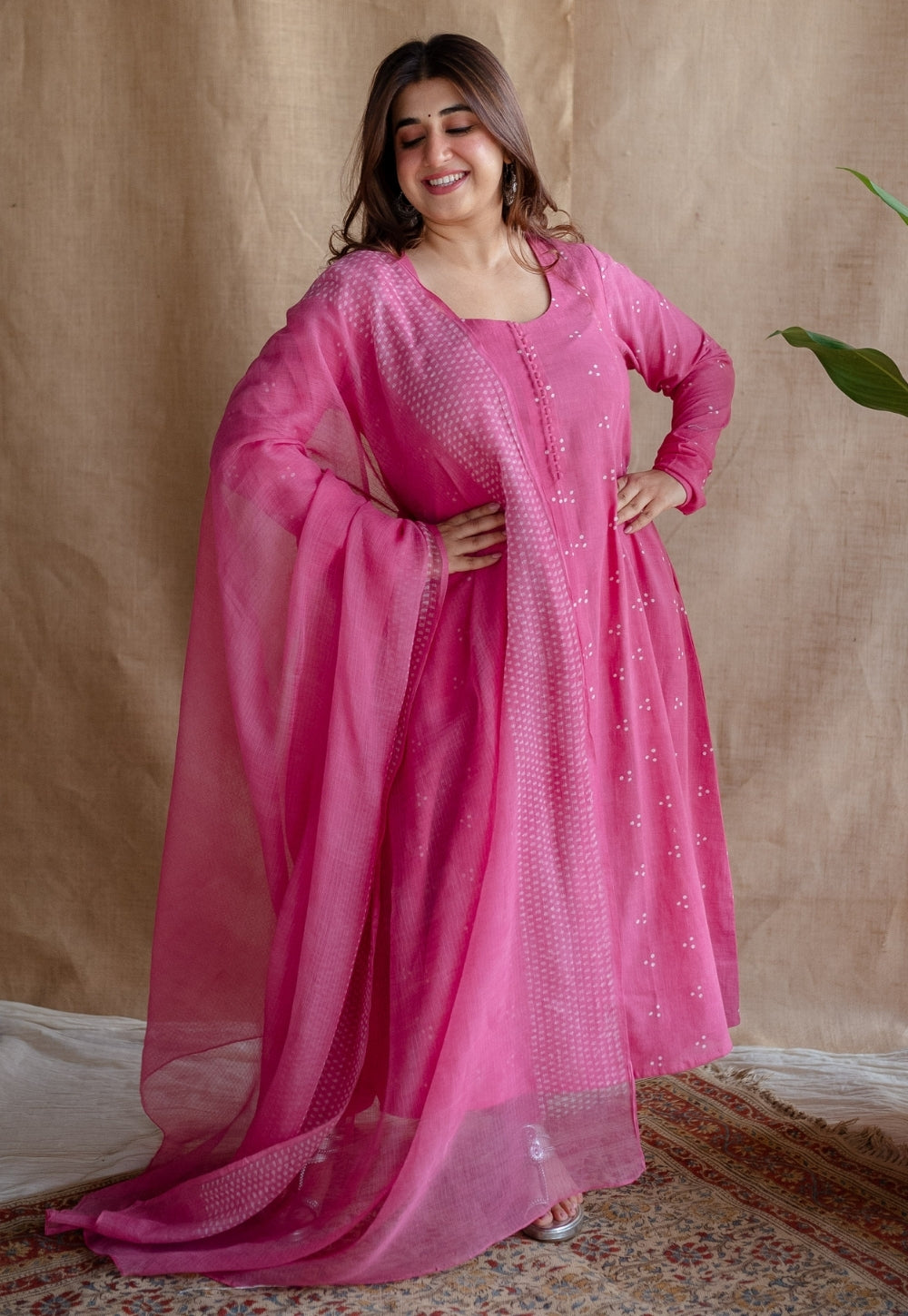 INDIAN ETHNIC WOMEN'S Akrita Dabu Slub Cotton Kali Kurta – THE INDIAN ...