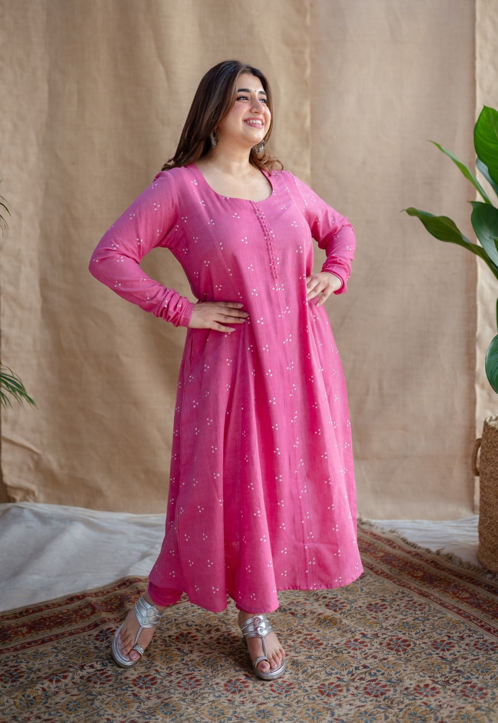 INDIAN ETHNIC WOMEN'S Akrita Dabu Slub Cotton Kali Kurta – THE INDIAN ...