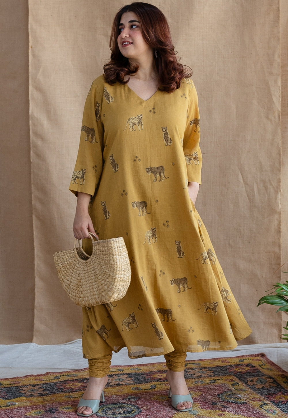 INDIAN ETHNIC WOMEN'S Kanha Bagh MulMul Cotton Kurta – THE INDIAN ...